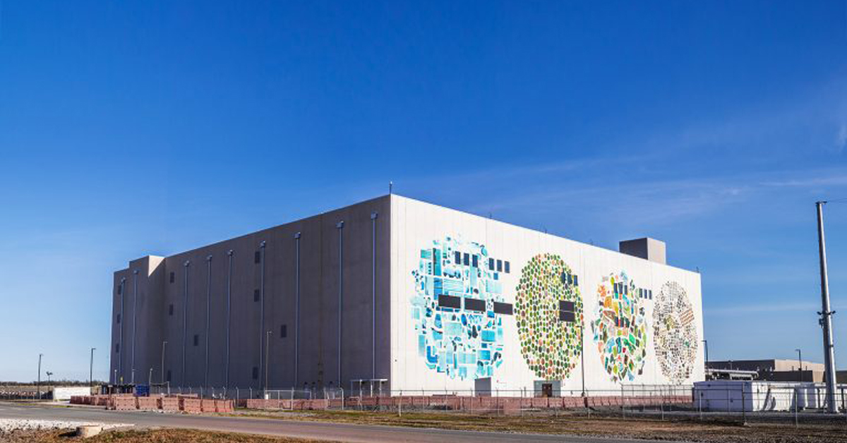 Mural Personification of what’s inside - Google is doing the Data ...
